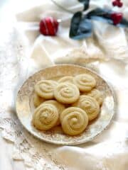 Whipped Italian Anise Shortbread Cookies - Keeping It Simple Italian